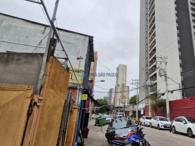Terreno comercial 550 metros do Shopping Vila Olímpia