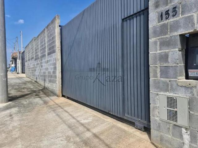 Terreno Comercial 700m²– Excelente Localização • Ideal para Negócios • Jacareí