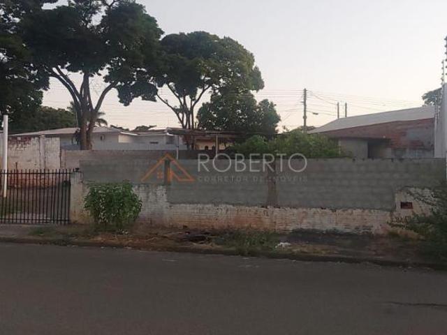 TERRENO COMERCIAL 390M² ÁREA CENTRAL PARANAVAÍ