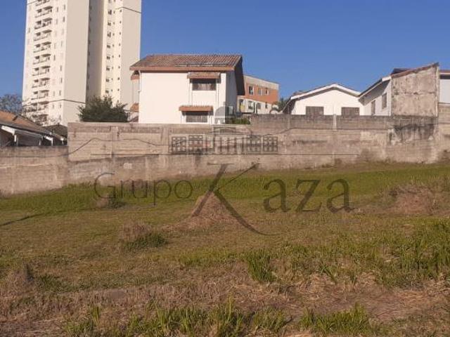 Terreno Comercial Urbanova 540m²