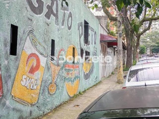 Terreno Comercial à Venda no Centro de Santo André – 236 m² 212 m² interno, 3 Salas, 3 Banheiros