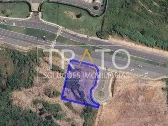 Terreno comercial à venda no Condomínio Arborais, contendo 2.250 m2