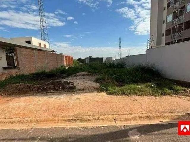 Terreno comercial à venda no Jardim Firenze em Santa Bárbara d&apos Oeste