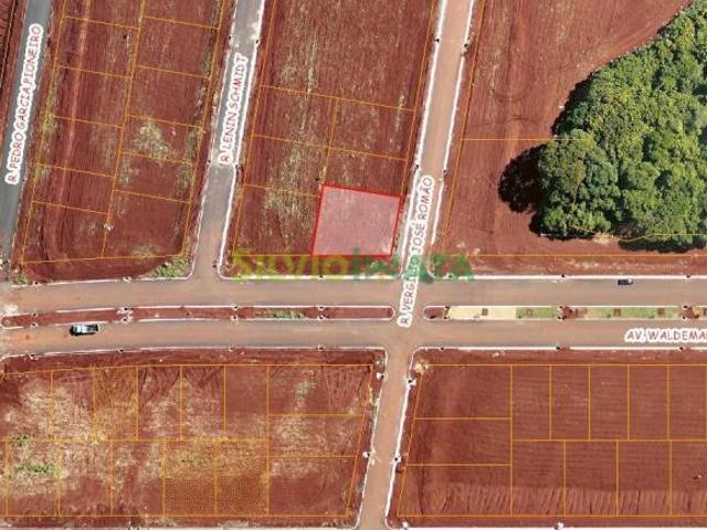 Terreno Comercial à Venda no Jardim Munique