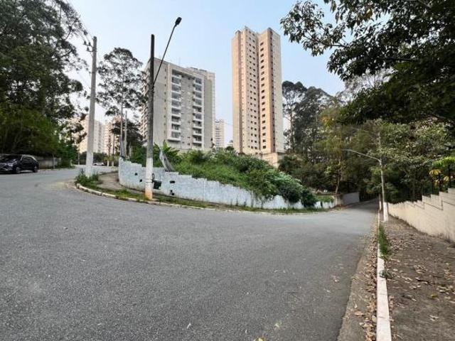 Terreno Comercial à Venda em São Paulo SP, Vila Andrade 1.400m² de Área