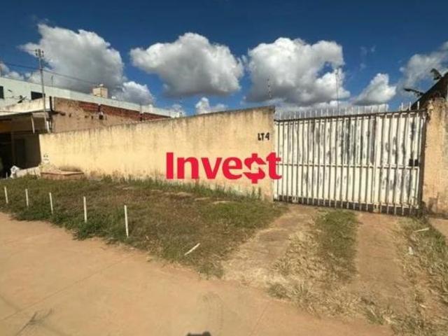 Terreno Comercial, Base Pronta para 2 Lojas e 2 Apt, 2 Casas Construídas no Fundo, Área total de 400