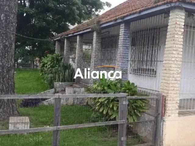 Terreno comercial com 1001m² de esquina no Bairro Cavalhada em Porto Alegre/RS
