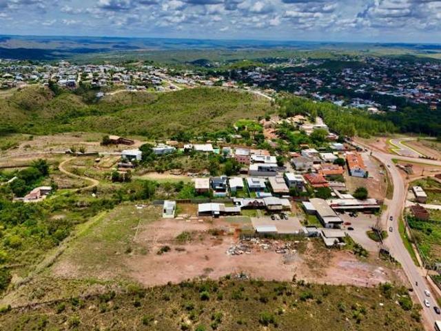 TERRENO COMERCIAL COM 14 LOJAS ACEITA FINANCIAMENTO