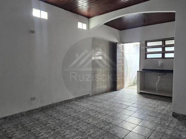 Terreno comercial com 296m² á venda em Itanhaém/SP