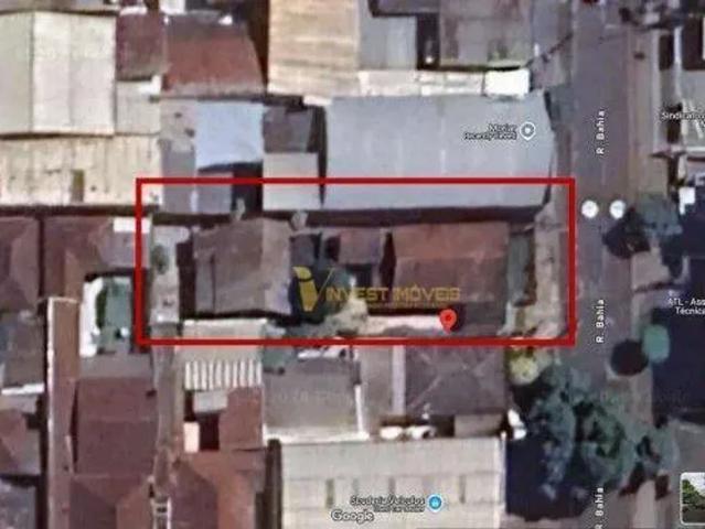 Terreno Comercial com 585m² à Venda