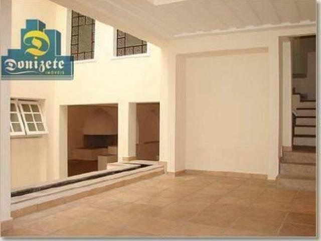 Terreno Comercial de 400 m² em Vila Assunção, Santo André – Financiamento Aceito