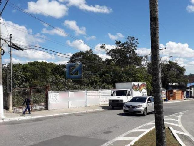 Terreno Comercial de 1000 m² à Venda em Batistini, SBC