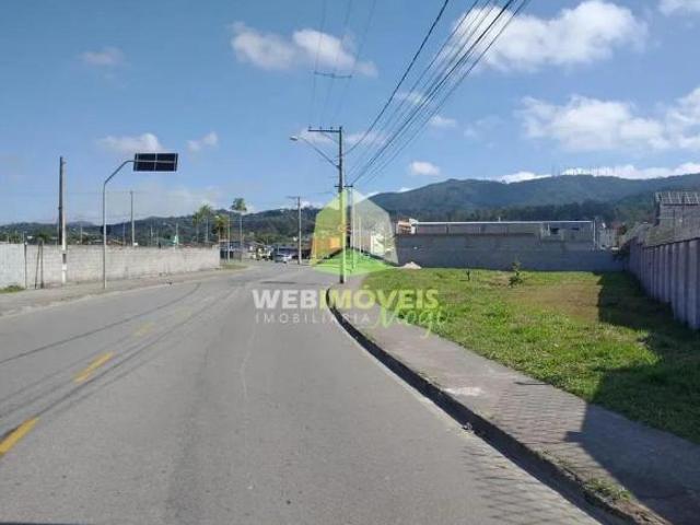 Terreno Comercial de esquina Bella Città