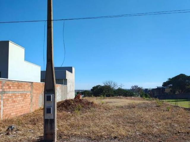 Terreno comercial e residencial no Bela Vista