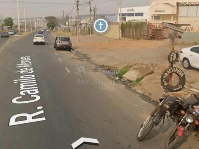 Terreno comercial e residencial