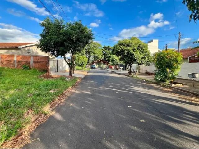 Terreno Comercial em Umuarama: Oportunidade Única!