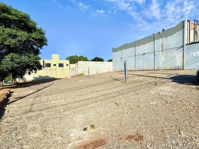 Terreno Comercial em Maringá