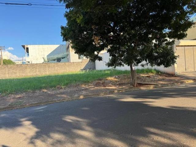 Terreno Comercial no Jardim Santa Rosa