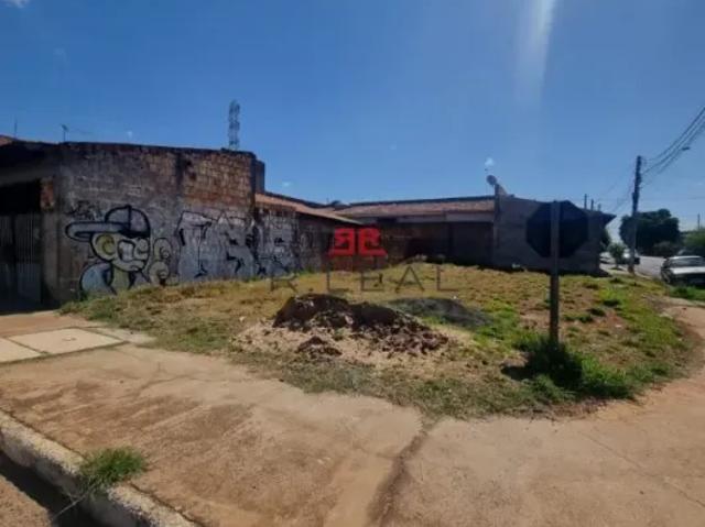 Terreno comercial no Parque City