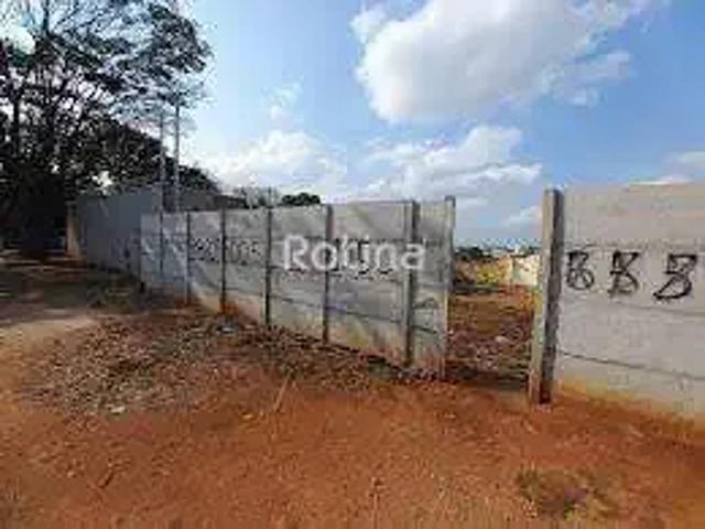 Terreno comercial para Locação em Uberlândia/MG Jaraguá