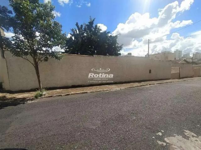 Terreno comercial para Locação em Uberlândia/MG Saraiva