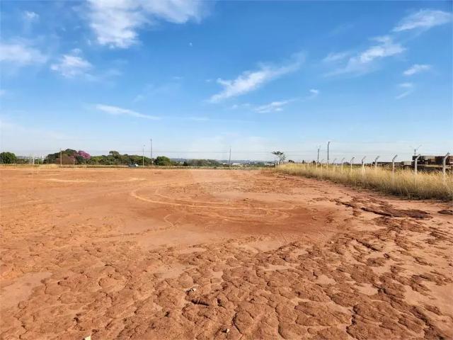 Terreno comercial para Locação em Araraquara/SP Jardim Zavanella
