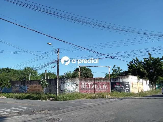 Terreno comercial para Locação em Fortaleza/CE Montese