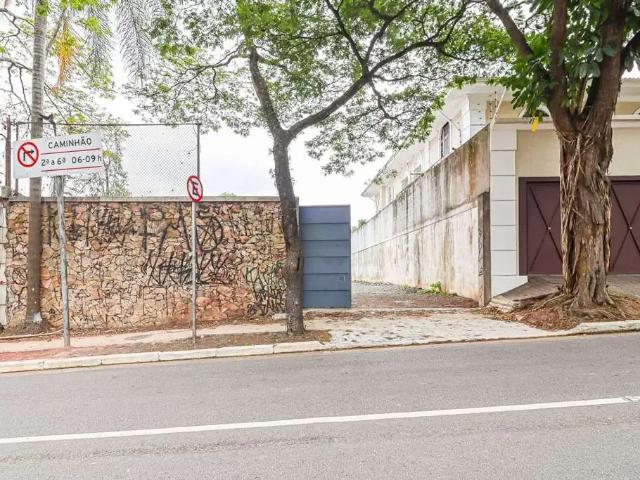 Terreno comercial para Locação em São Paulo/SP Morumbi