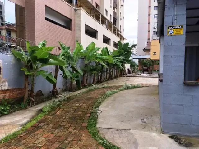 Terreno comercial para Locação em Santos/SP Marapé