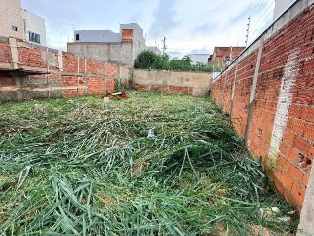 Terreno comercial para Venda em Anápolis/GO Jardim Itália