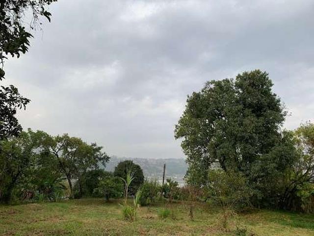 Terreno comercial para Venda em Embu das Artes/SP Jardim Santa Bárbara