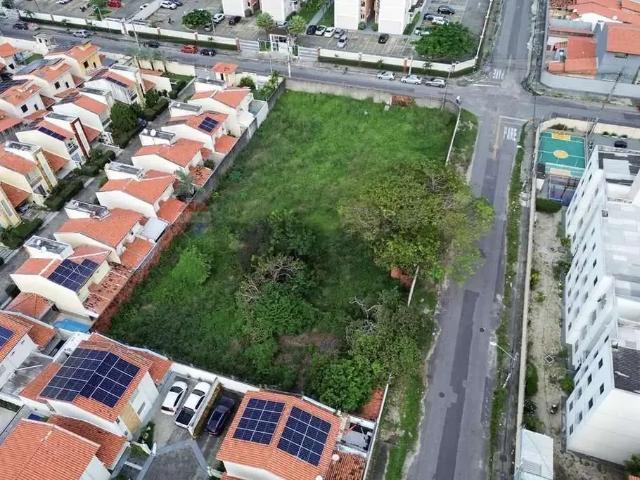 Terreno comercial para Venda em Fortaleza/CE Passaré