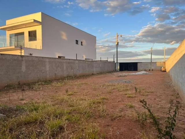 Terreno comercial para Venda em Poços de Caldas/MG Jardins de Florença