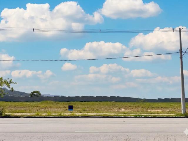 Terreno comercial para Venda em São José dos Campos/SP Condomínio Recanto da Baronesa