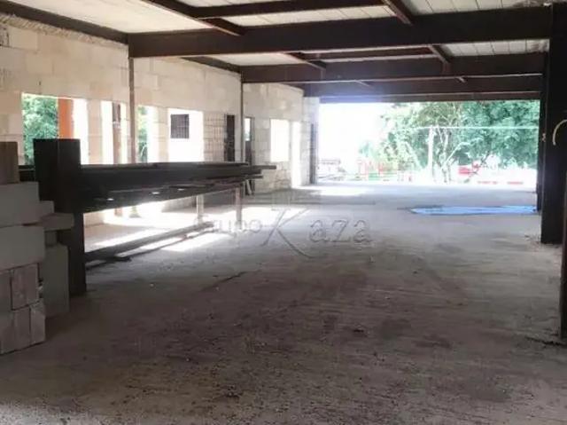 Terreno comercial para Venda em São José dos Campos/SP Jardim Satélite