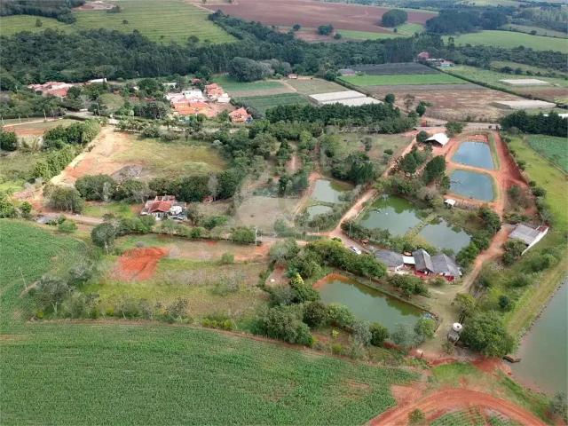 Terreno comercial para Venda em São Miguel Arcanjo/SP Centro 4 Quartos
