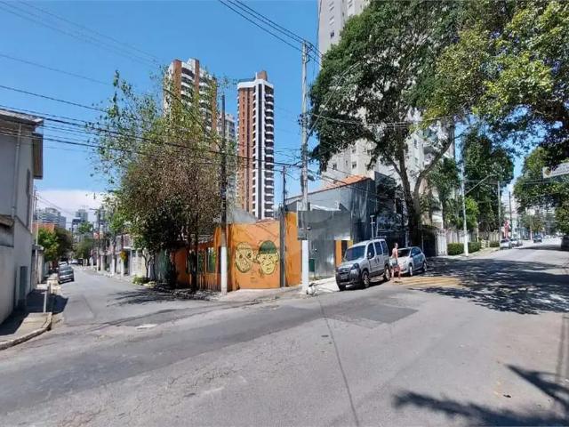 Terreno comercial para Venda em São Paulo/SP Chácara Santo Antônio