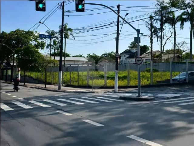 Terreno comercial para Venda em São Paulo/SP Interlagos