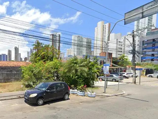 Terreno comercial para Venda em Salvador/BA Pituba