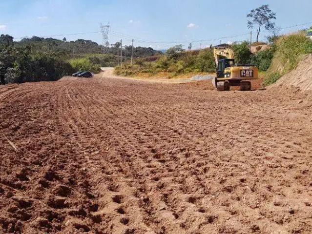 Terreno comercial para Venda em Santana de Parnaíba/SP Chácaras São Luís