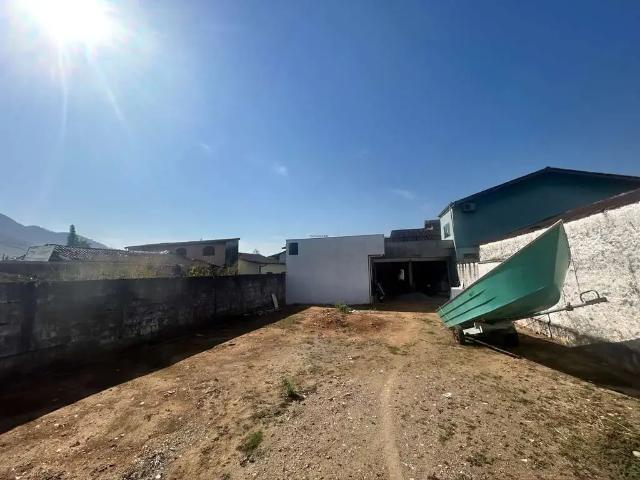 Terreno comercial para Venda em Ubatuba/SP Perequê Açu