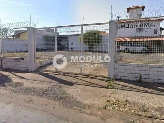 Terreno comercial para Venda em Uberlândia/MG Umuarama 3 Quartos