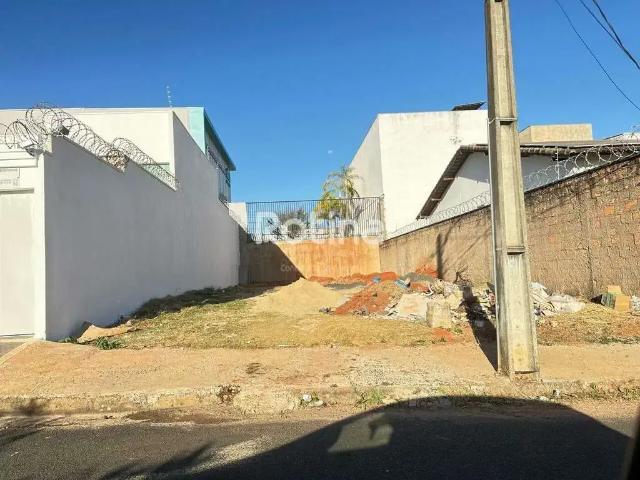 Terreno comercial para Venda em Uberlândia/MG Bosque dos Buritis