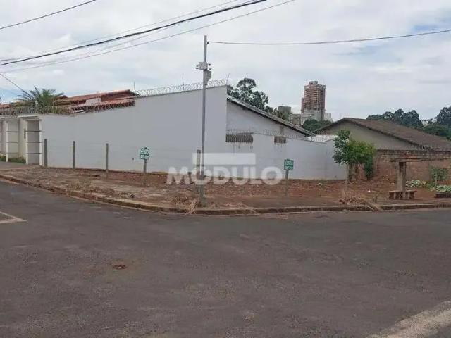 Terreno comercial para Venda em Uberlândia/MG Cidade Jardim