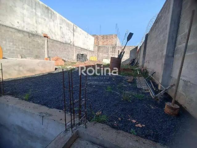 Terreno comercial para Venda em Uberlândia/MG Osvaldo Rezende