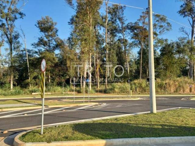 Terreno comercial plano à venda no Condomínio Vista Campinas de 627 metros