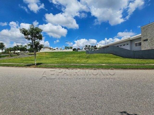 TERRENO COND. 1.555,64 m² SAINT PATRICK