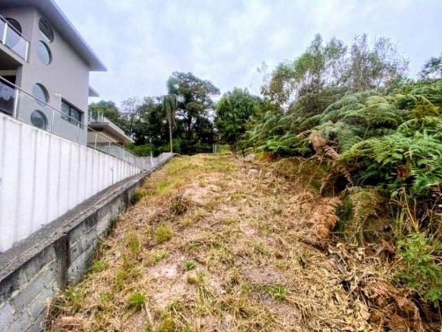 Terreno, Condom. 1403m² frente 21m, vista lindíssima Natureza, lago, sol dia todo, aclive leve