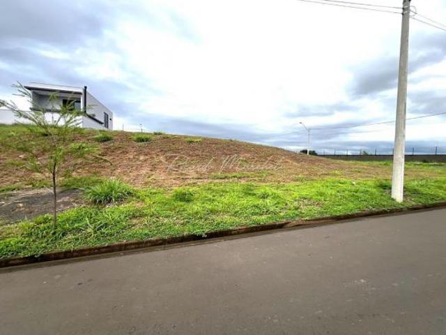 Terreno Condomínio Canadá Residencial com 250m²