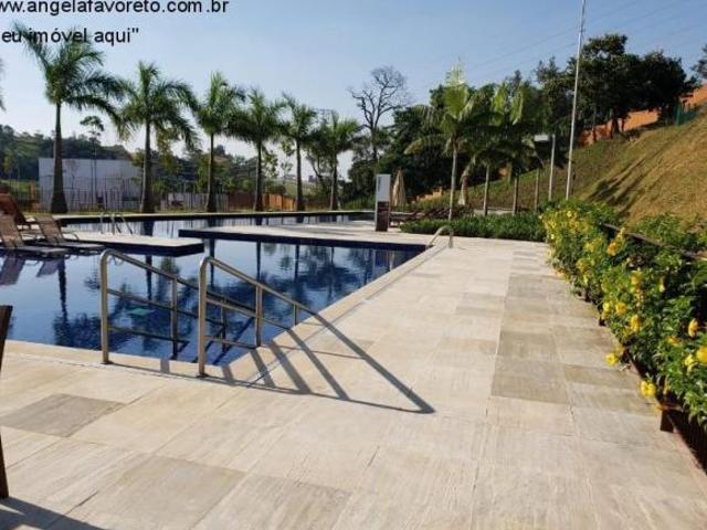 Terreno Condomínio Alphaville. Excelente localização e topografia!